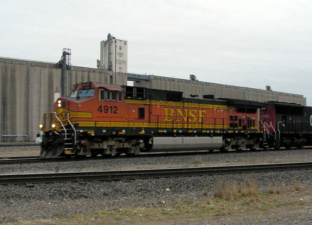 BNSF 4912